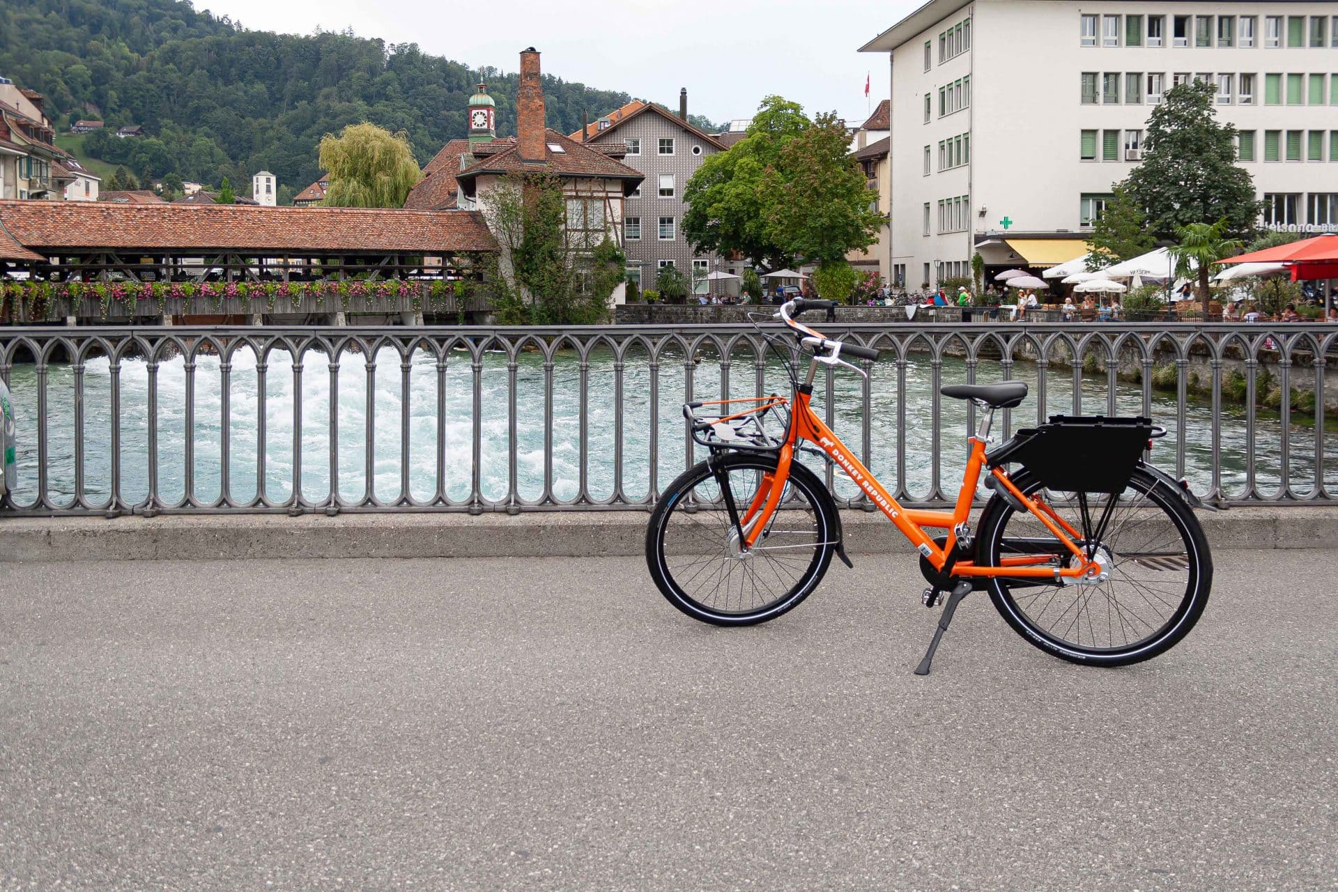 Donkey Republic Bike mit Schleuse weit - Donkey Republic - Every ride ...